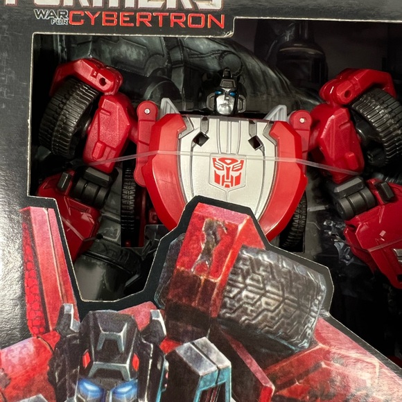 Hasbro | Toys | Transformers Hasbro Wfc Studio Series Deluxe Class ...